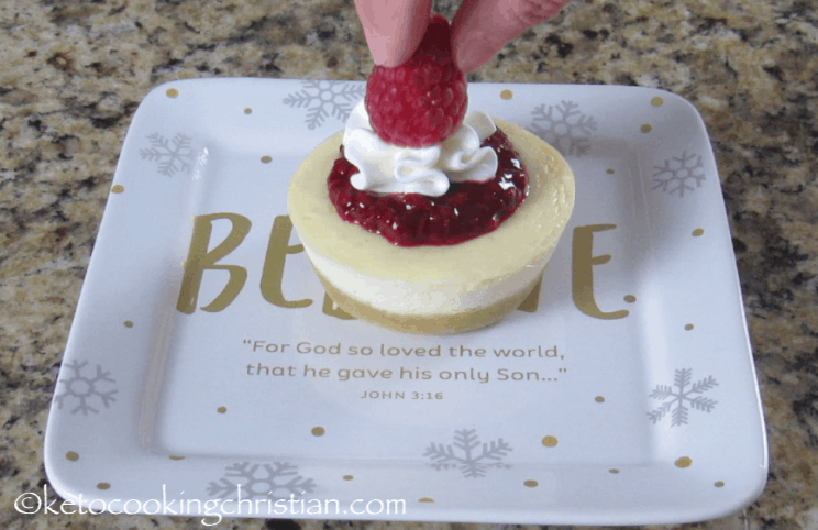 Mini Cheesecakes with Raspberry Sauce - Keto, Low Carb & Gluten Free ...