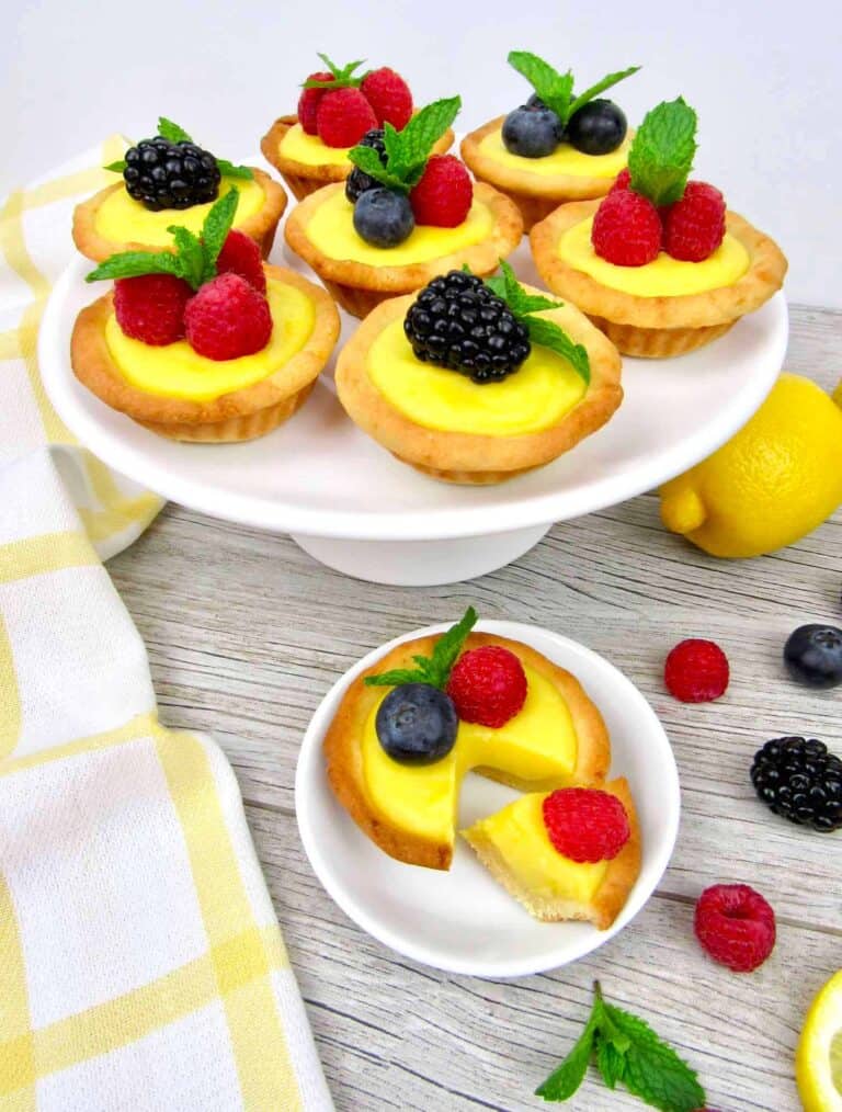 Mini Keto Lemon Curd Tarts (Gluten Free) - Keto Cooking Christian
