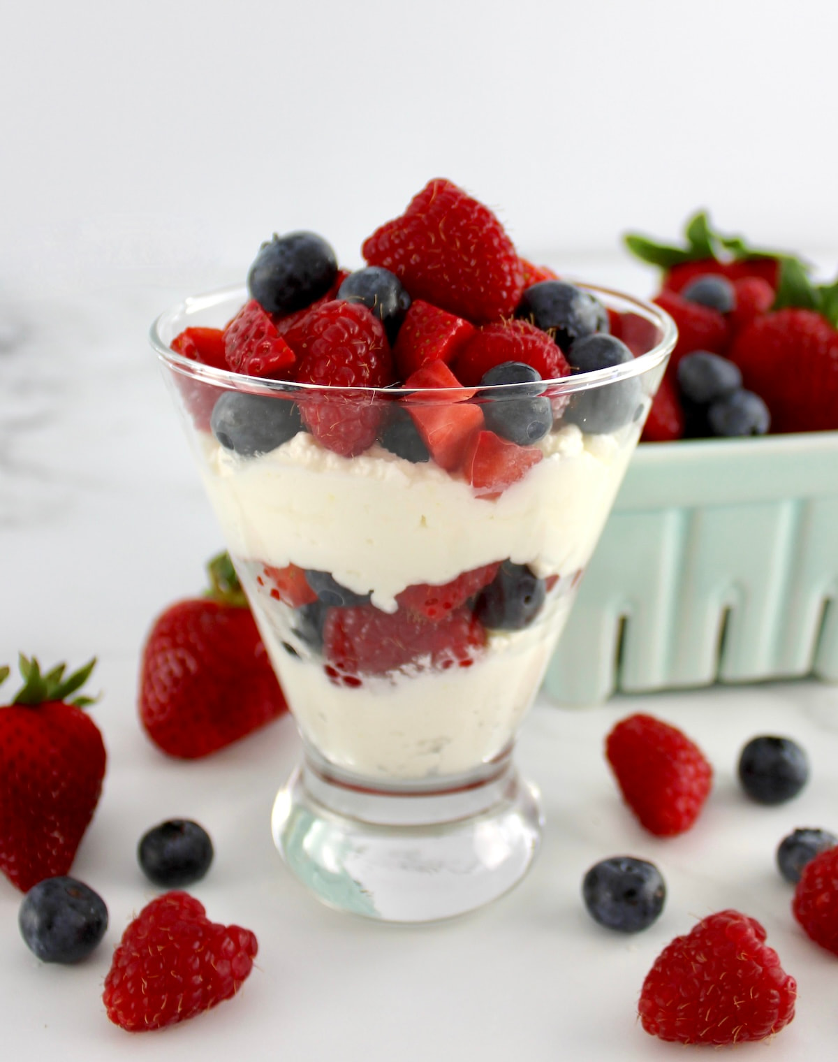 26 Keto Easy Dessert Recipes Where Berries Steal the Show - Keto ...