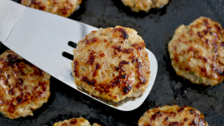 24 Keto Breakfast Recipes That Actually Keep You Full Until Lunch ...